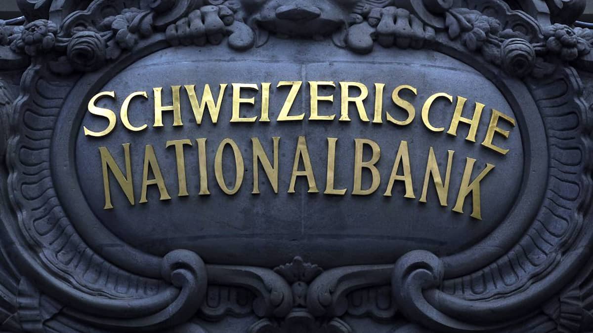 Das sagen Ökonomen zur Zinssenkung der Schweizerischen Nationalbank | cash