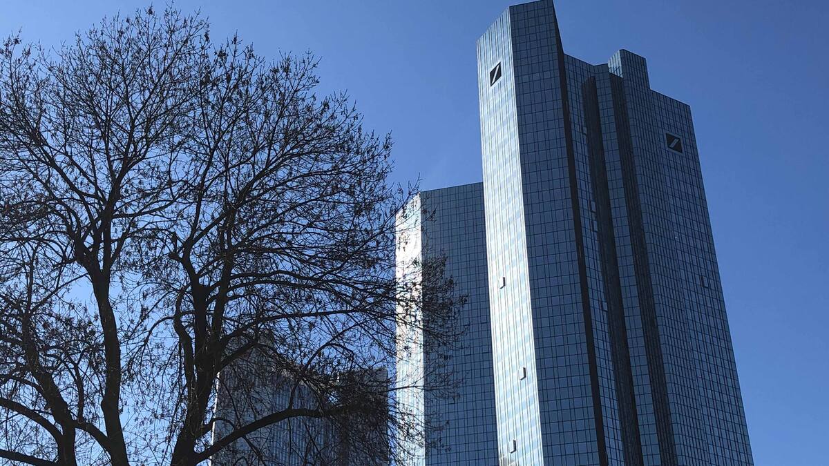 EZB belegt Deutsche Bank, BNP mit höheren Kapitalanforderungen | cash