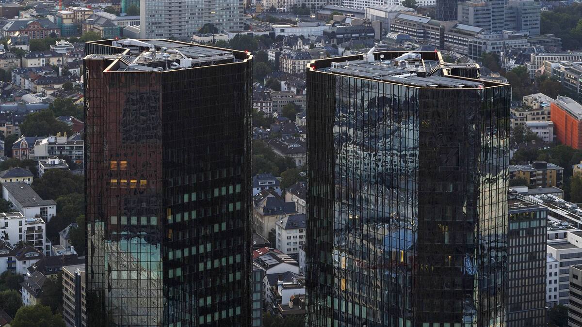 Deutsche Bank baut Privatkundenbank um laut Memo | cash