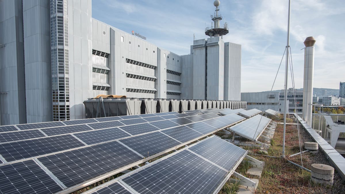 Börsen: Diese Schweizer Aktien hat die ZKB im Standard-Portfolio ...
