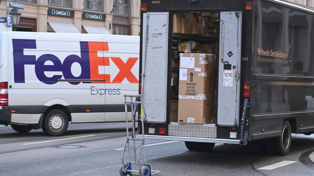 Fedex spürt Nachfrageschwäche | cash
