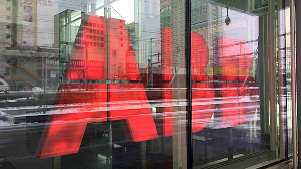ABB erneuert für 280 Millionen Dollar Robotik-Standort in Schweden | cash