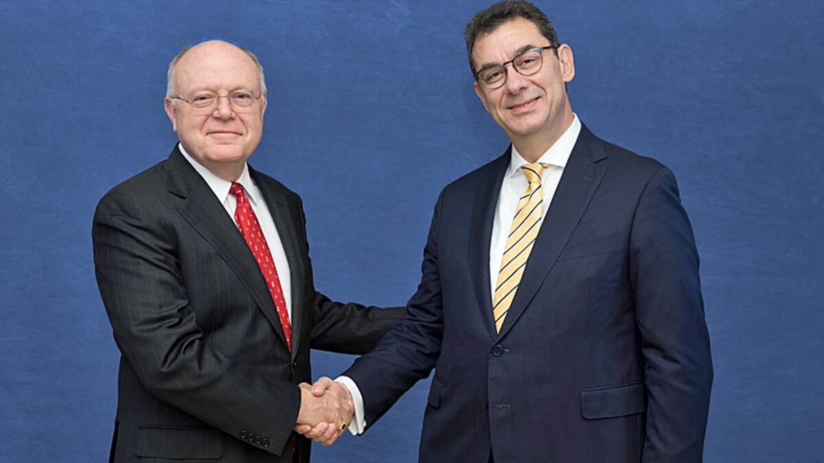 Pfizer-Chef Ian Read geht von Bord | cash