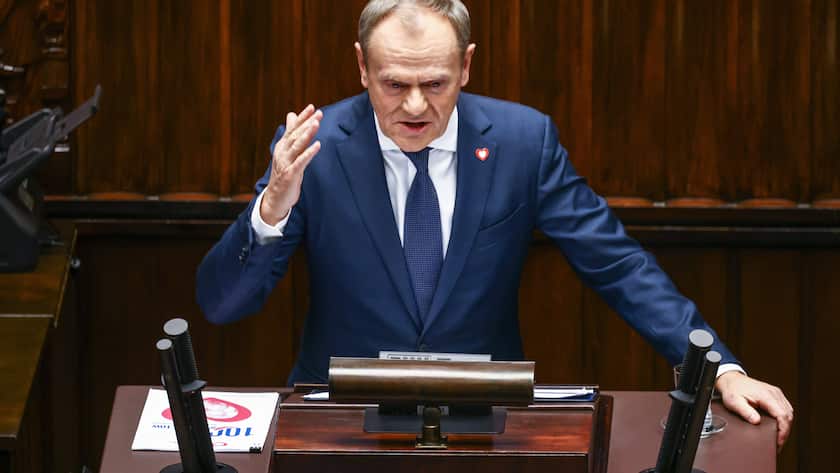Tusk als neuer Ministerpräsident in Polen vereidigt | cash